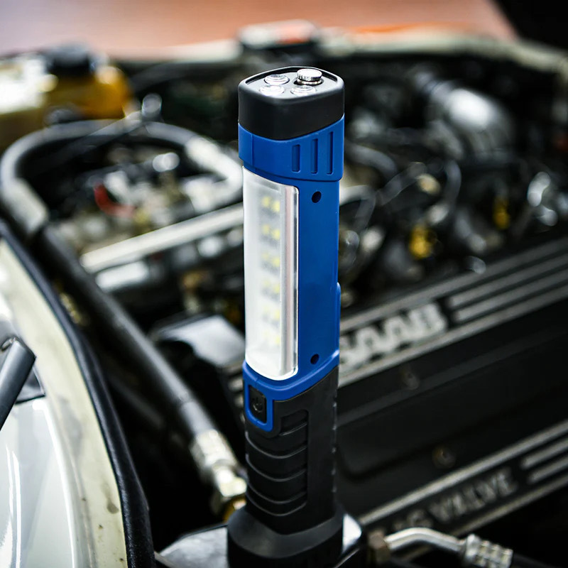 Meatball.ThatDailyDeal - EXTREME SGD - Magnetic Telescoping Work Light ...